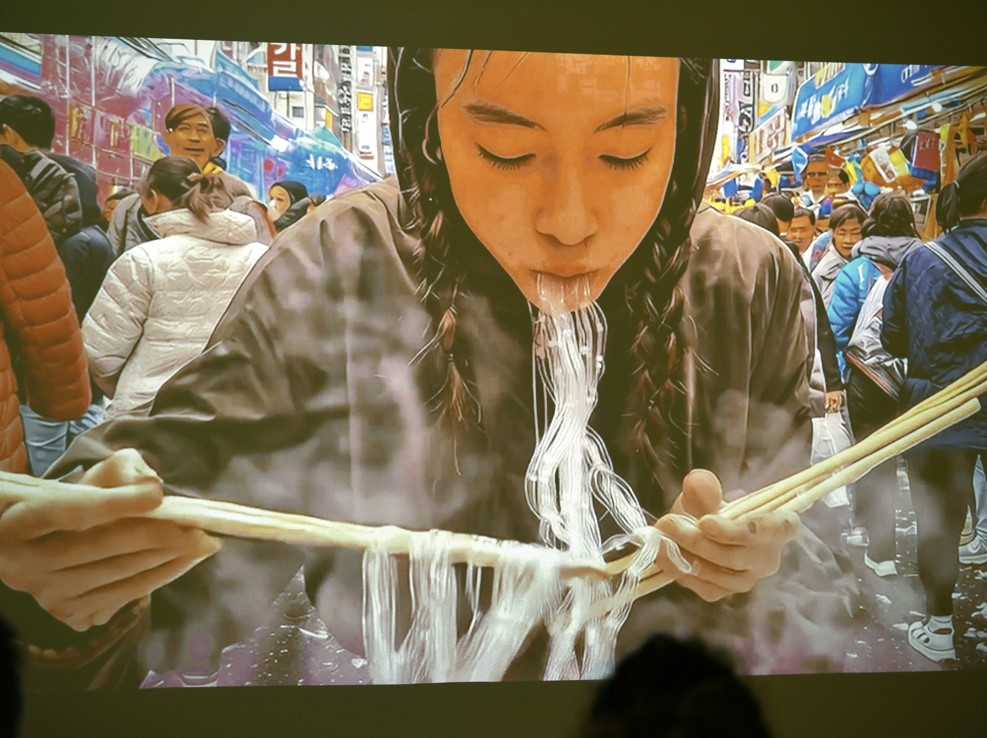 L’artiste Mona Young-eun Kim inaugure l’espace Dominique Bagouet rénové - En Commun